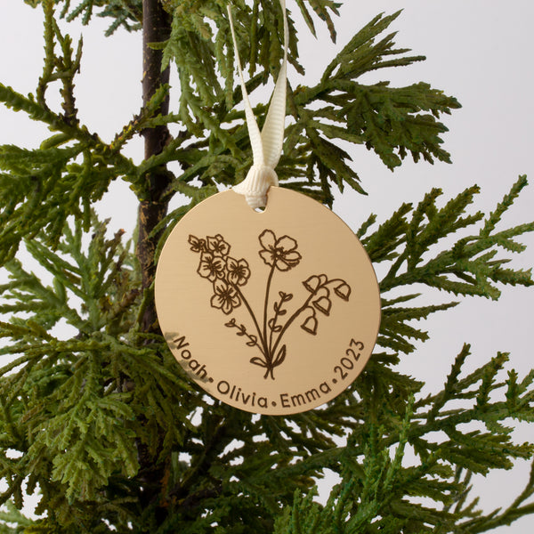 Birth Flower Bouquet Disc Necklace - LEILA